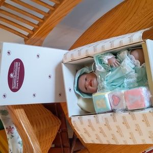 Ashton-Drake | Other | Ashton Drake Porcelain Doll Shawna By Yolanda ...